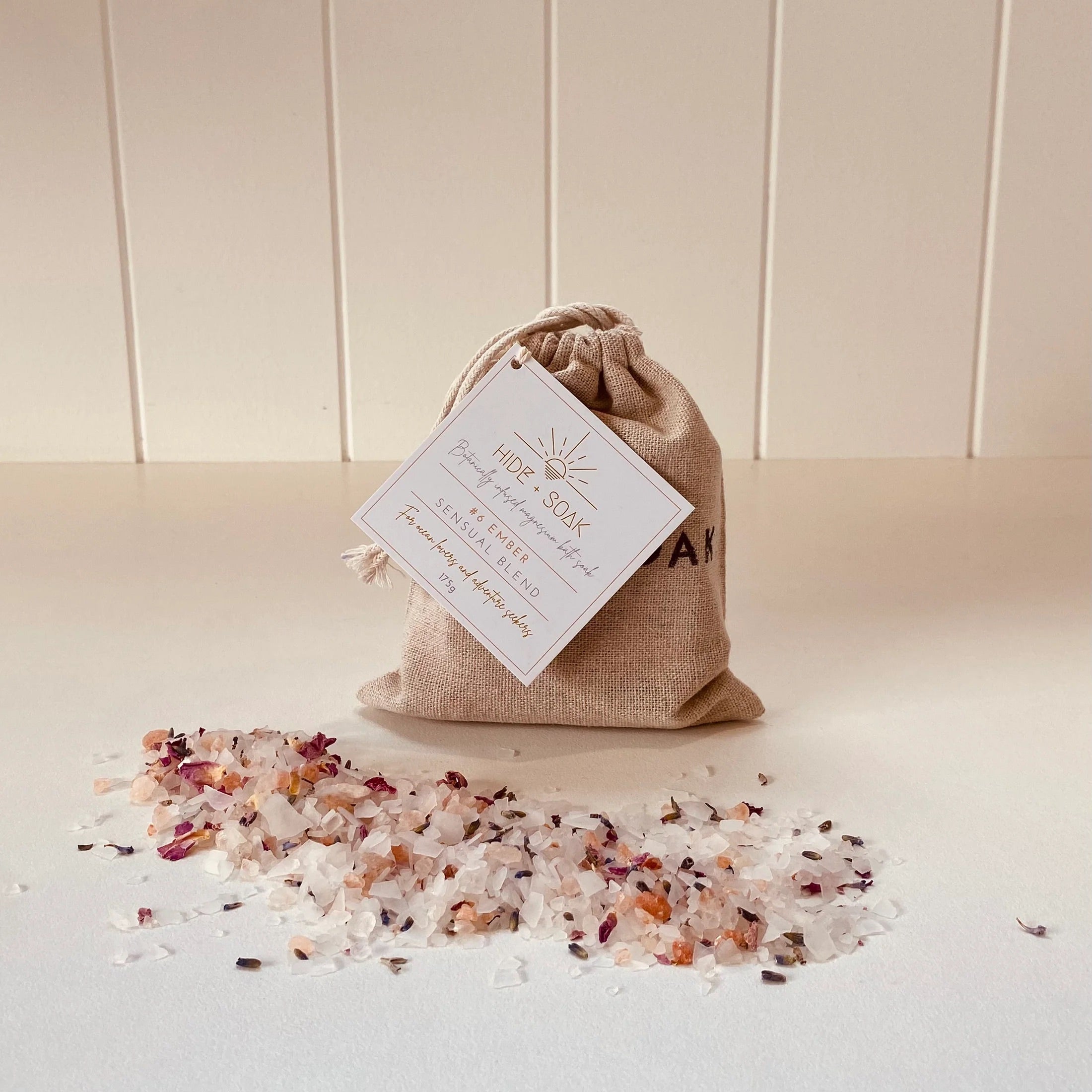 Ember // Date night Blend Small Soak | The Petal Folk/ Muswellbrook florist
